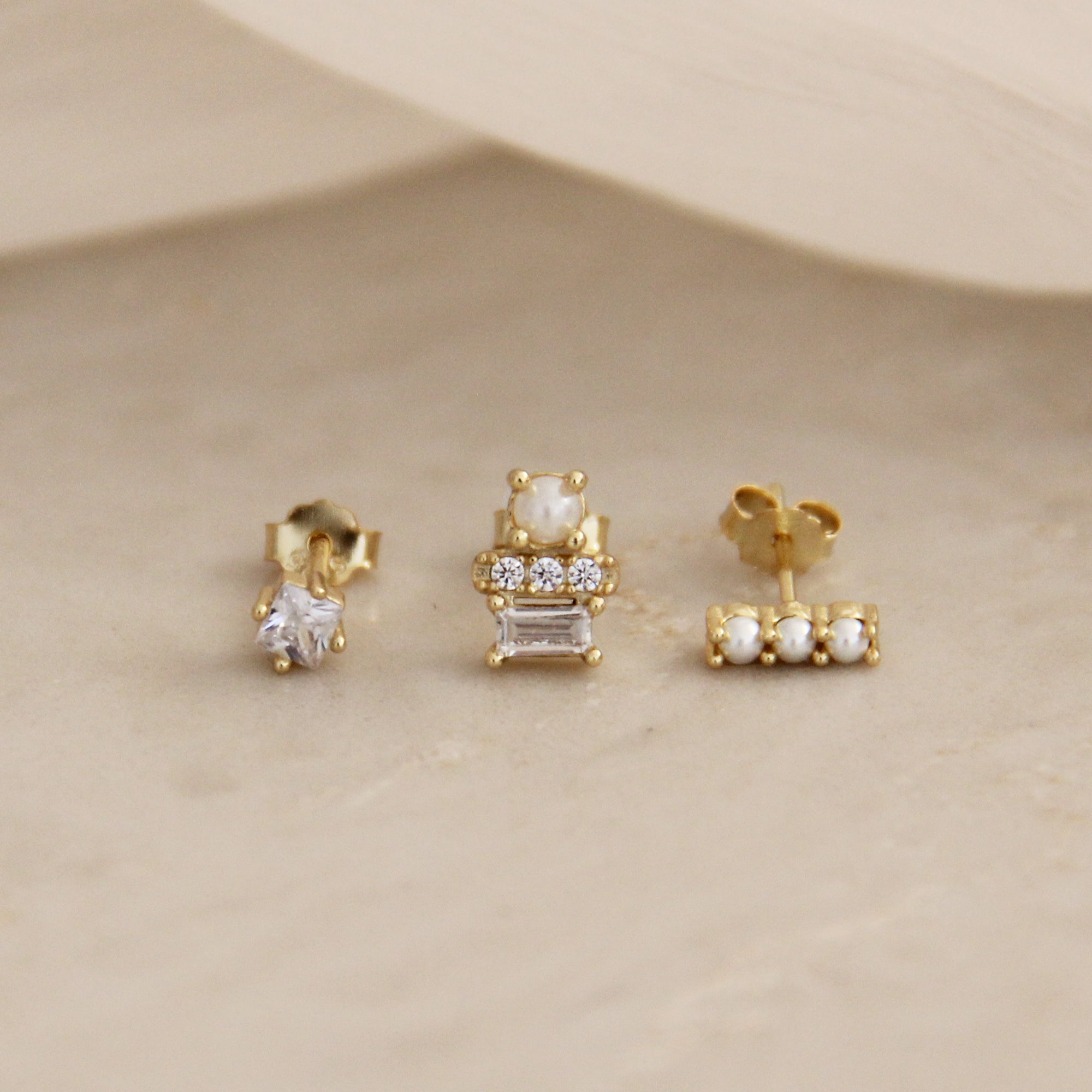 PEARL CZ STUD SET – MAIVE