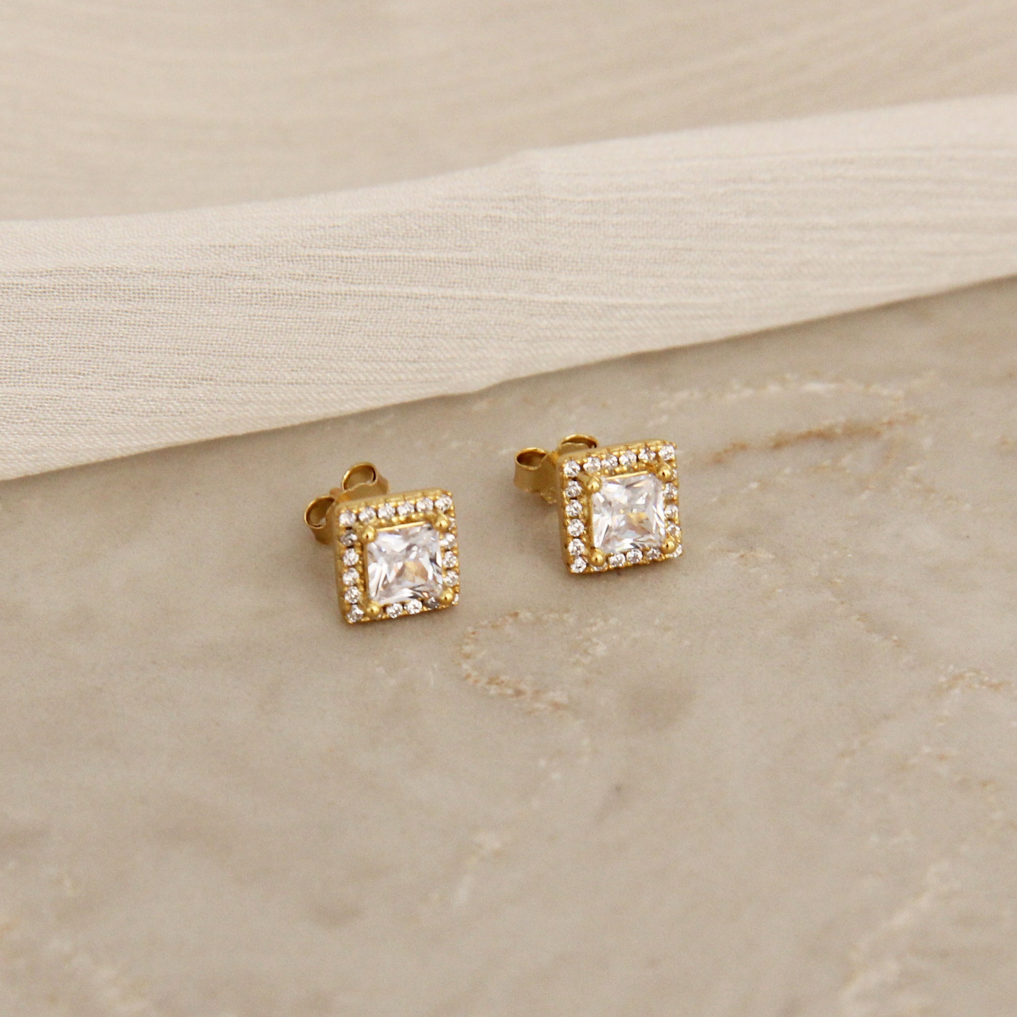 GIANNA STUDS – MAIVE