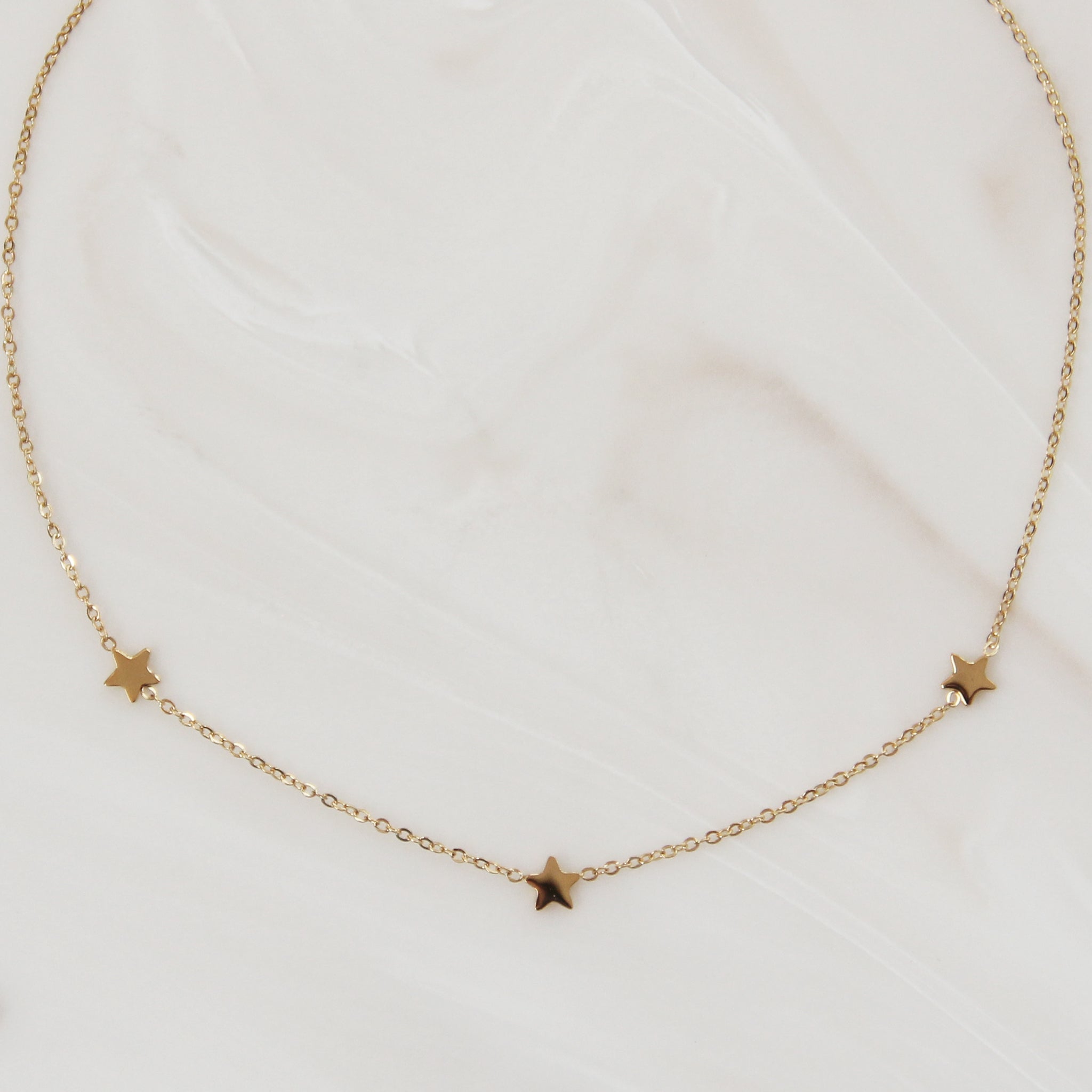 THREE STAR NECKLACE – MAIVE